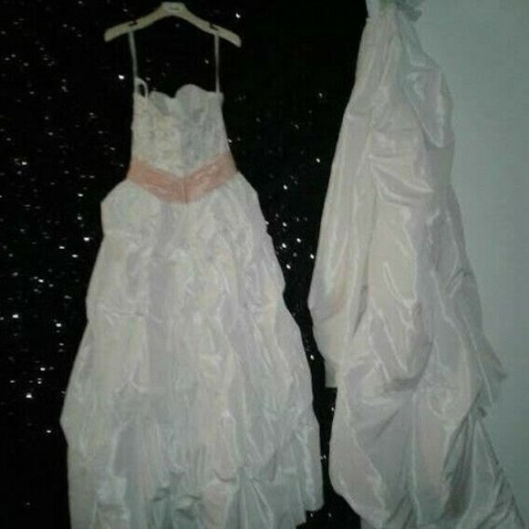 Mary's Bridal | Dresses | Marys Bridals Wedding Dress Wattachabletrain ...